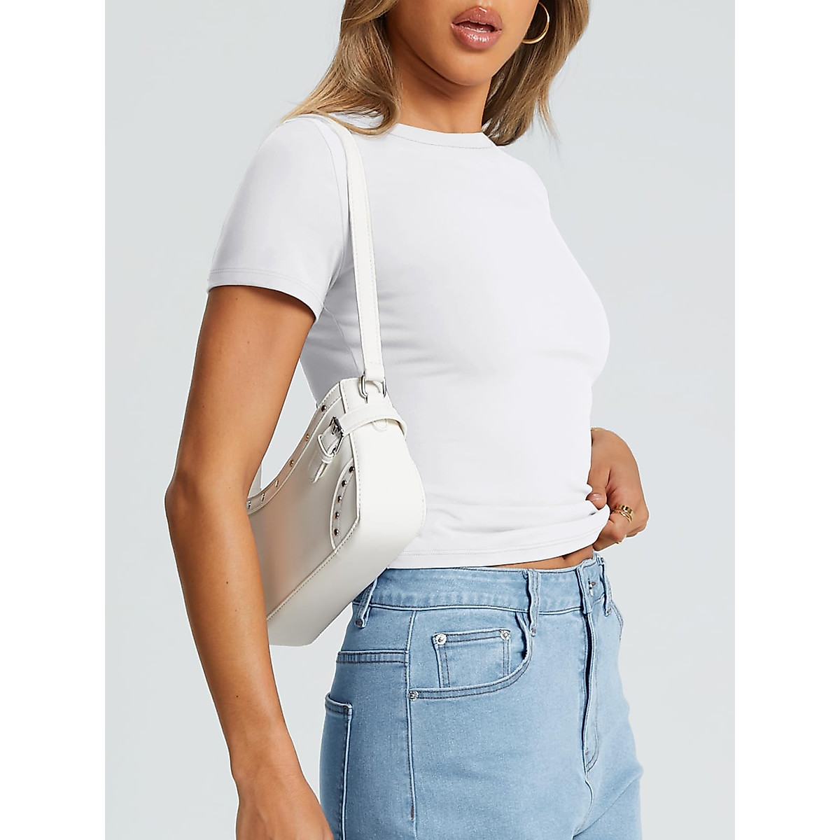 Trendy Queen Womens Basic Short Sleeve Slim Fit T Shirts Soft Crewneck Crop Y2k Tee Summer Cute Gym Fashion Clothes White Medium