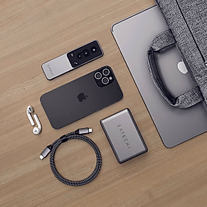 Satechi R1 Bluetooth Presentation Remote – Wireless Presenter for PowerPoint & Keynote – Compatible with 2022 MacBook Pro Air M2, 2020 MacBook Pro/Air M1, 2022 iPad Air M1, 2021 iPad Pro M1