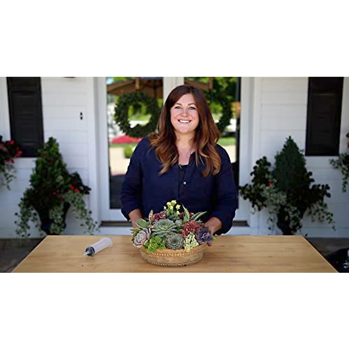 Espoma Organic Cactus Potting Soil Mix, Natural & Organic Soil for Cactus, Succulent, Palm, and Citrus Grown in containers Both Indoors and Outdoors, 4 qt, Pack of 1