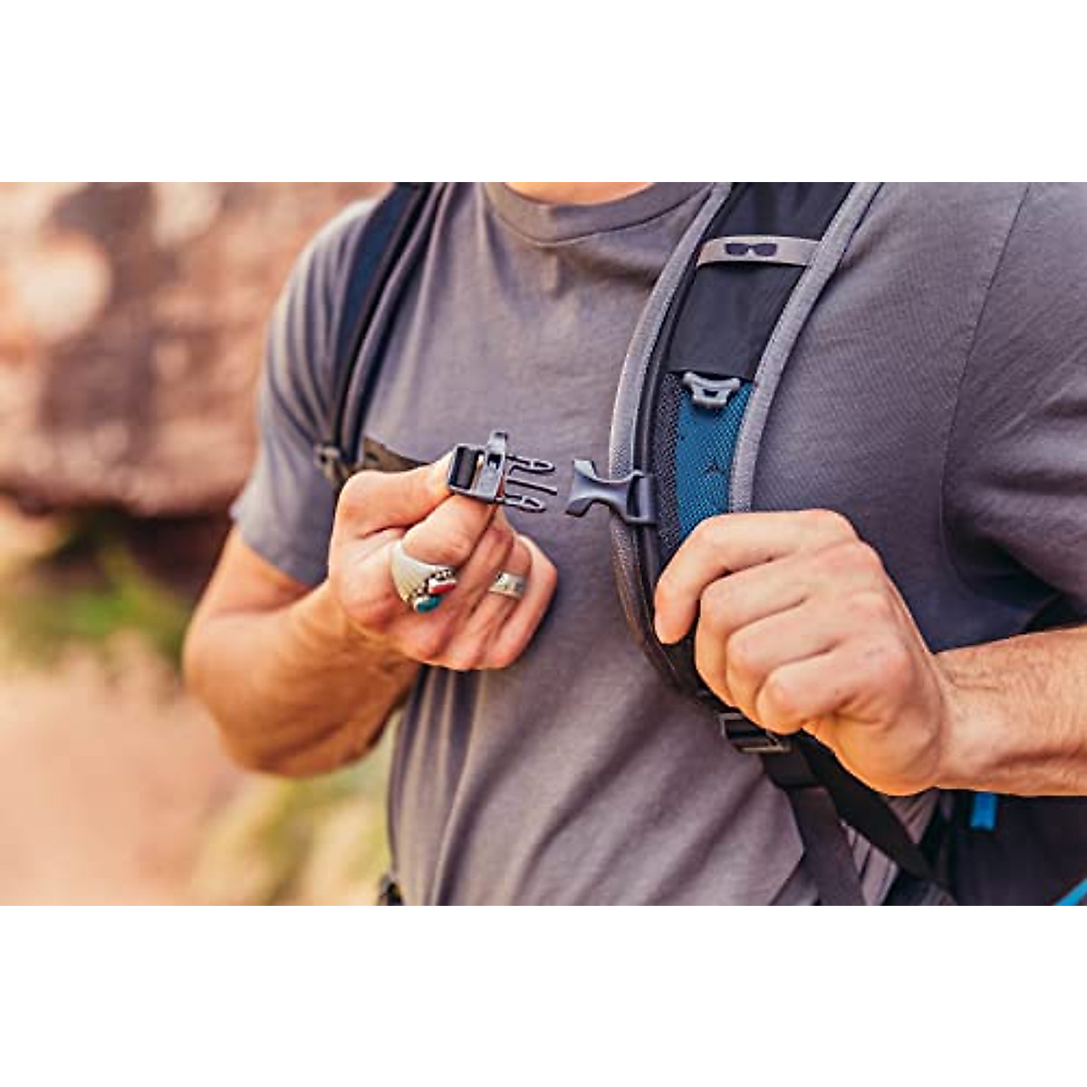 Gregory Mountain Products Citro 30 Hiking Backpack, Ozone Black, One Size