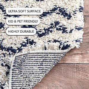 nuLOOM Cuellar Chevron Shag Area Rug, 7x9, Navy