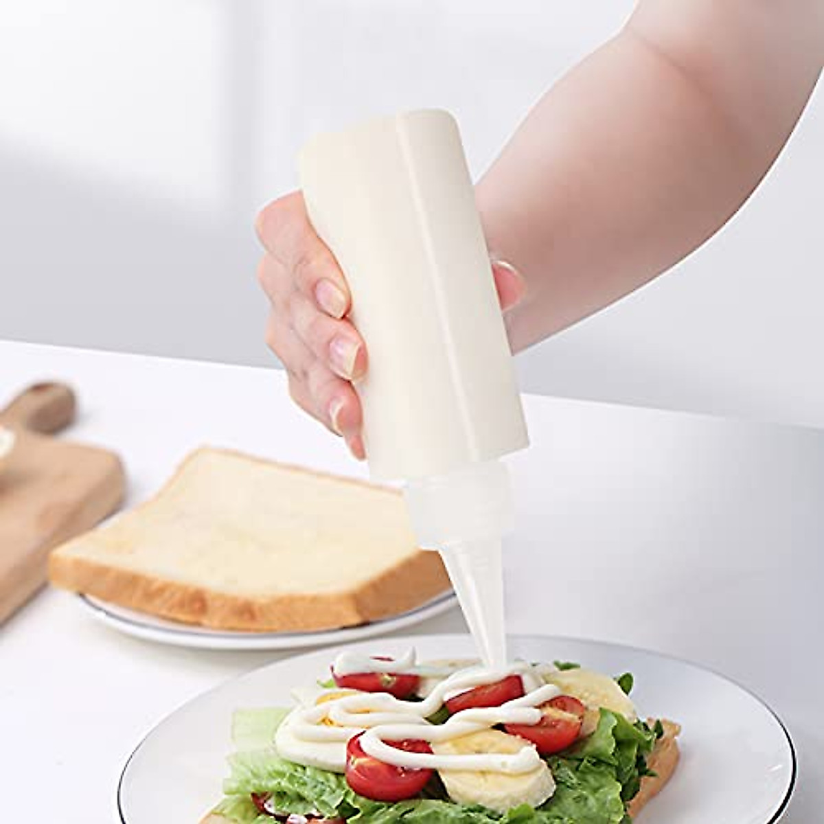 KUFUNG Condiment Squeeze Bottle, BPA Free Sauce Bottle With Wide Mouth & Small Pointed Nozzle for Ketchup, Mustard, Olive Oil, Glue, and More (500 ML, White)