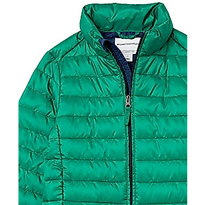 Amazon Essentials Boys' Lightweight Water-Resistant Packable Puffer Jacket, Green, Large