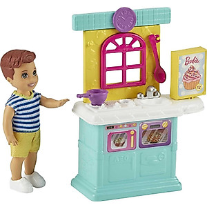 Barbie Skipper Babysitters Inc. Accessories Set with Small Toddler Doll & Kitchen Playset, Plus Dessert Mix Box, Bowl & Spoon, Gift for 3 to 7 Year Olds, White