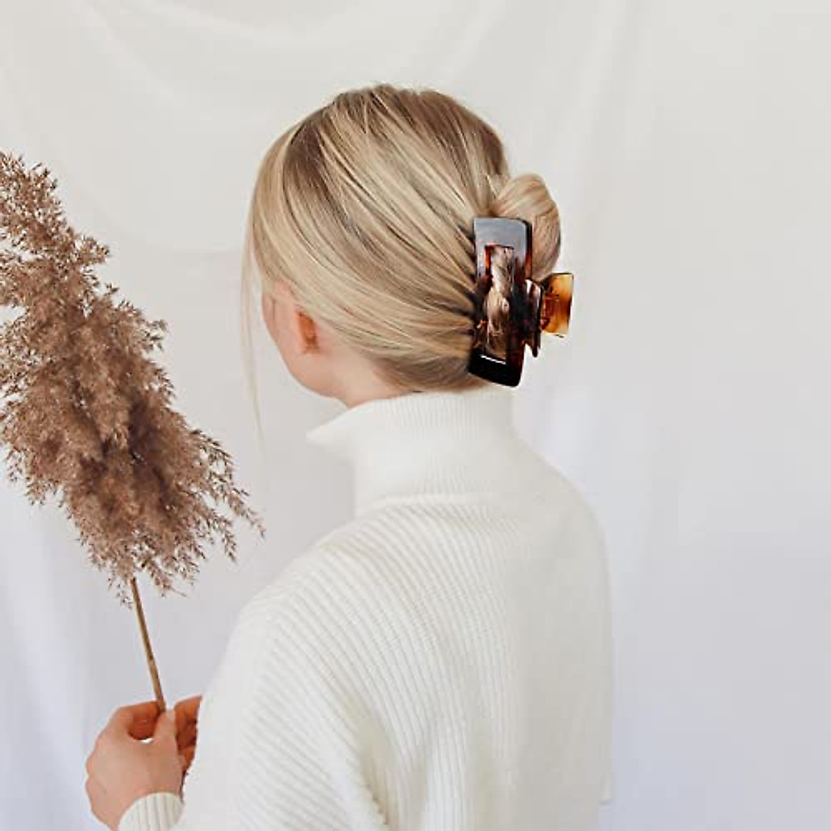 AIMIKE Large Hair Claw Clips 4.1 Inch, Acrylic Claw Hair Clips for Thick Hair, Strong Hold Rectangular Jaw Clips for Thin Hair, French Design Big Hair Clips for Women Girls - Nonslip Clip (4 Pcs)