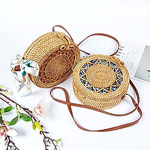 YYIHER Straw Bags for Women,Round Rattan Bag Summer Purses for Women Crossbody purse Handmade Wicker Woven Purse Woman Beach Bag Shoulder Natural Chic