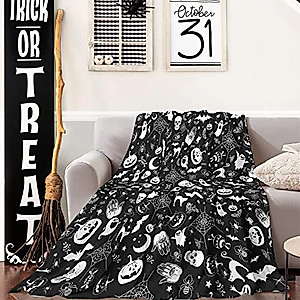 Black Halloween Blanket Witchy Blanket Hallloween Throw Blanket Pumpkin Skull bat Ghost Blanket Hallloween Gifts Soft Fuzzy Fleece Blanket for Sofa Bed Couch Chair Dorm 60"X50"