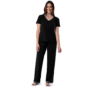 Fruit of the Loom Women's Plus Size Short Sleeve Tee and Pant 2 Piece Sleep Pajama Set, Black, 4X