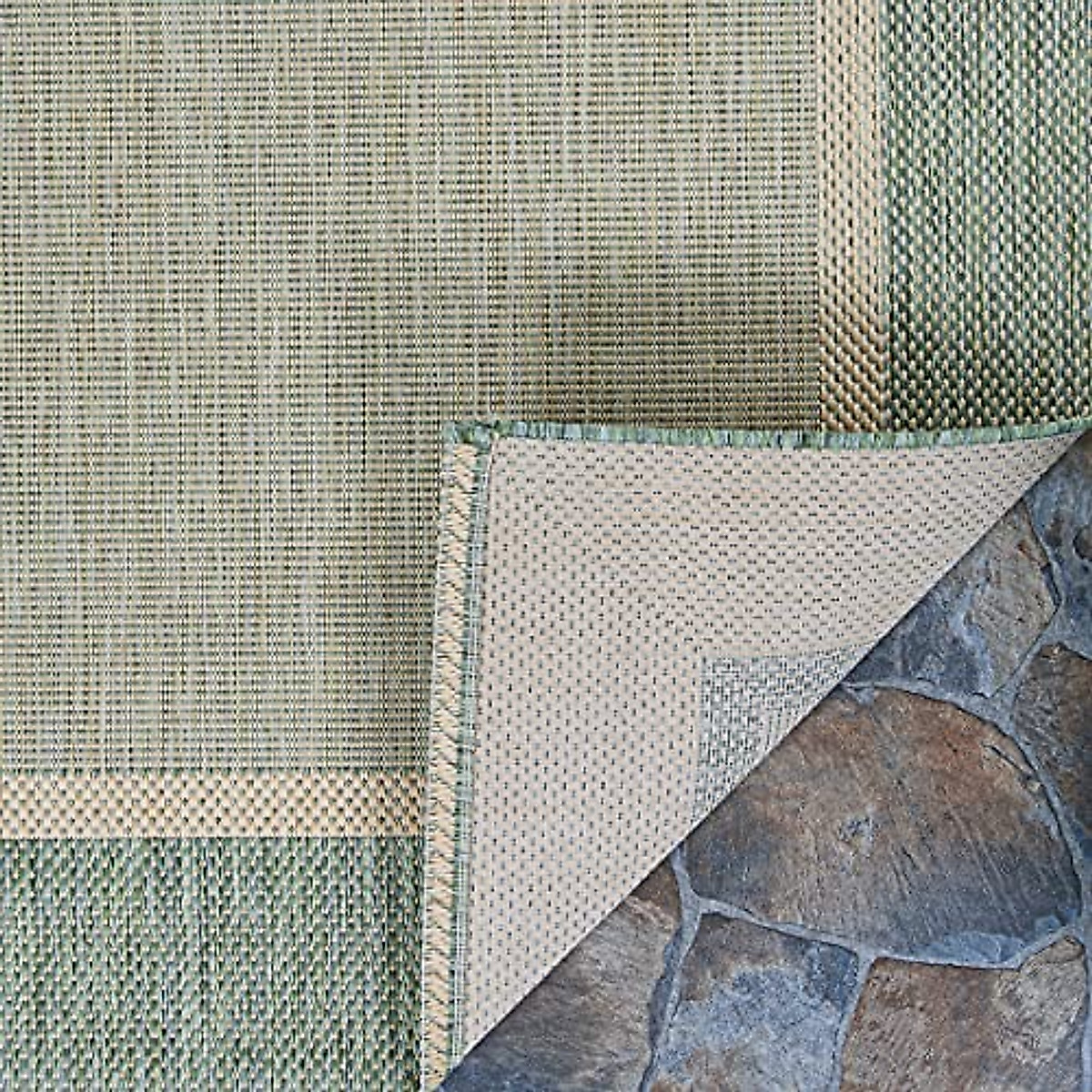 Couristan Styria Texture Area Rug, 7'6" Round, Natural-Green