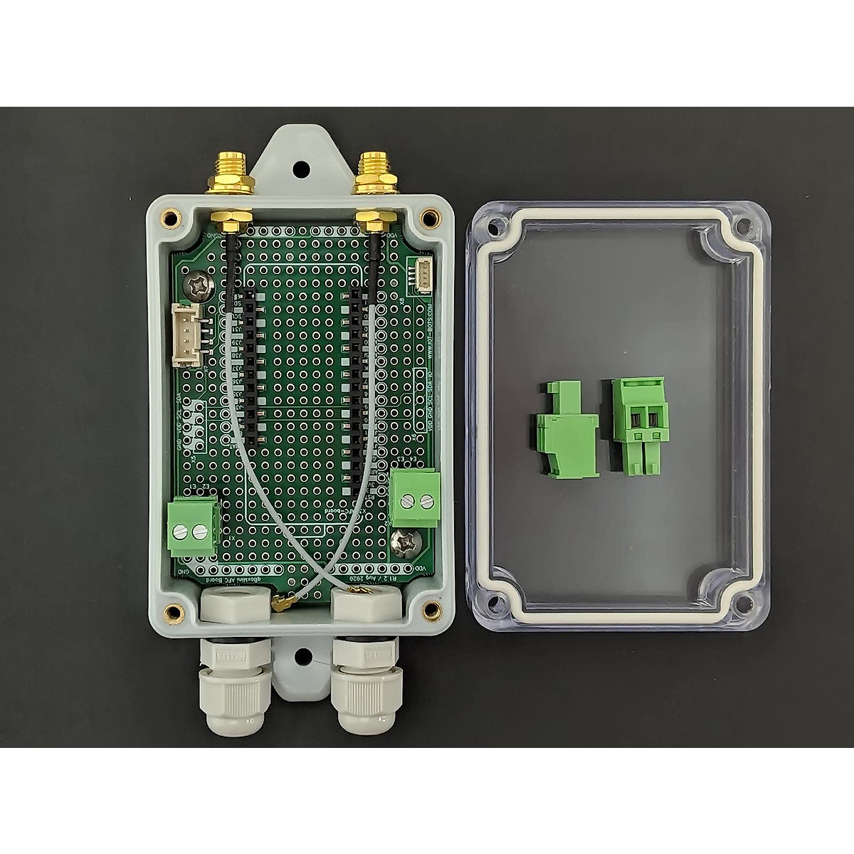 qBoxMini AFC DIY IOT Enclosure Kit (Two SMAs), IOT Enclosure for Feather ESP32 Cellular LoRa WiFi Arduino Board, Waterproof IP65 Enclosure with Glands, prototyping PCB connectors Set and Two SMAs