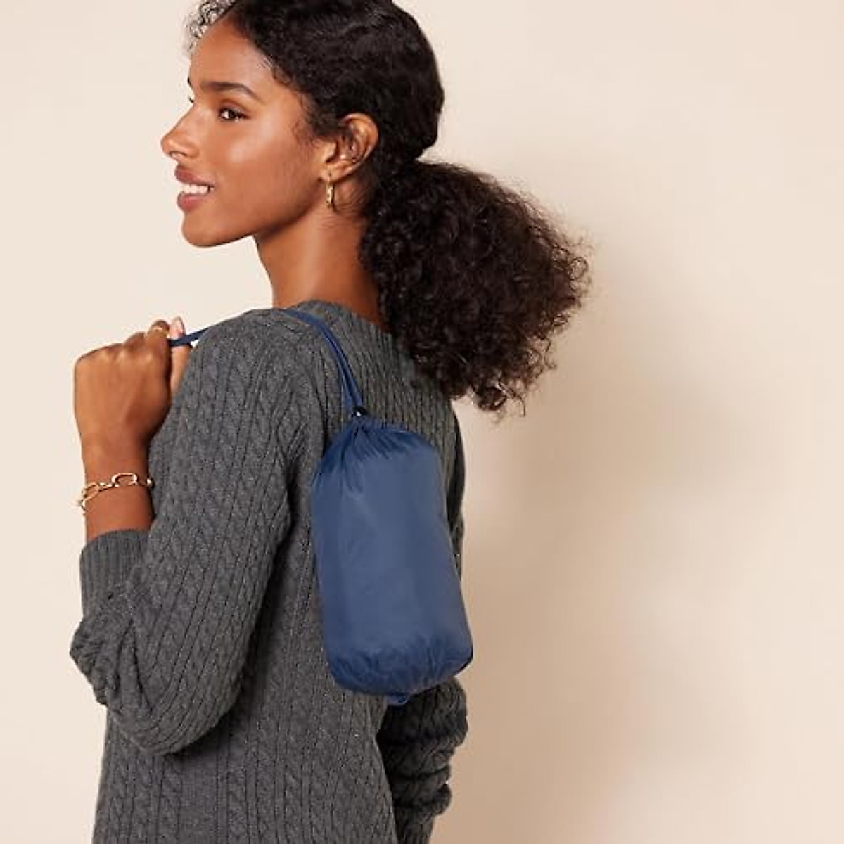 Amazon Essentials Women's Regular-Fit Lightweight Water-Resistant Packable Hooded Puffer Coat (Available in Plus Size), Navy, X-Large