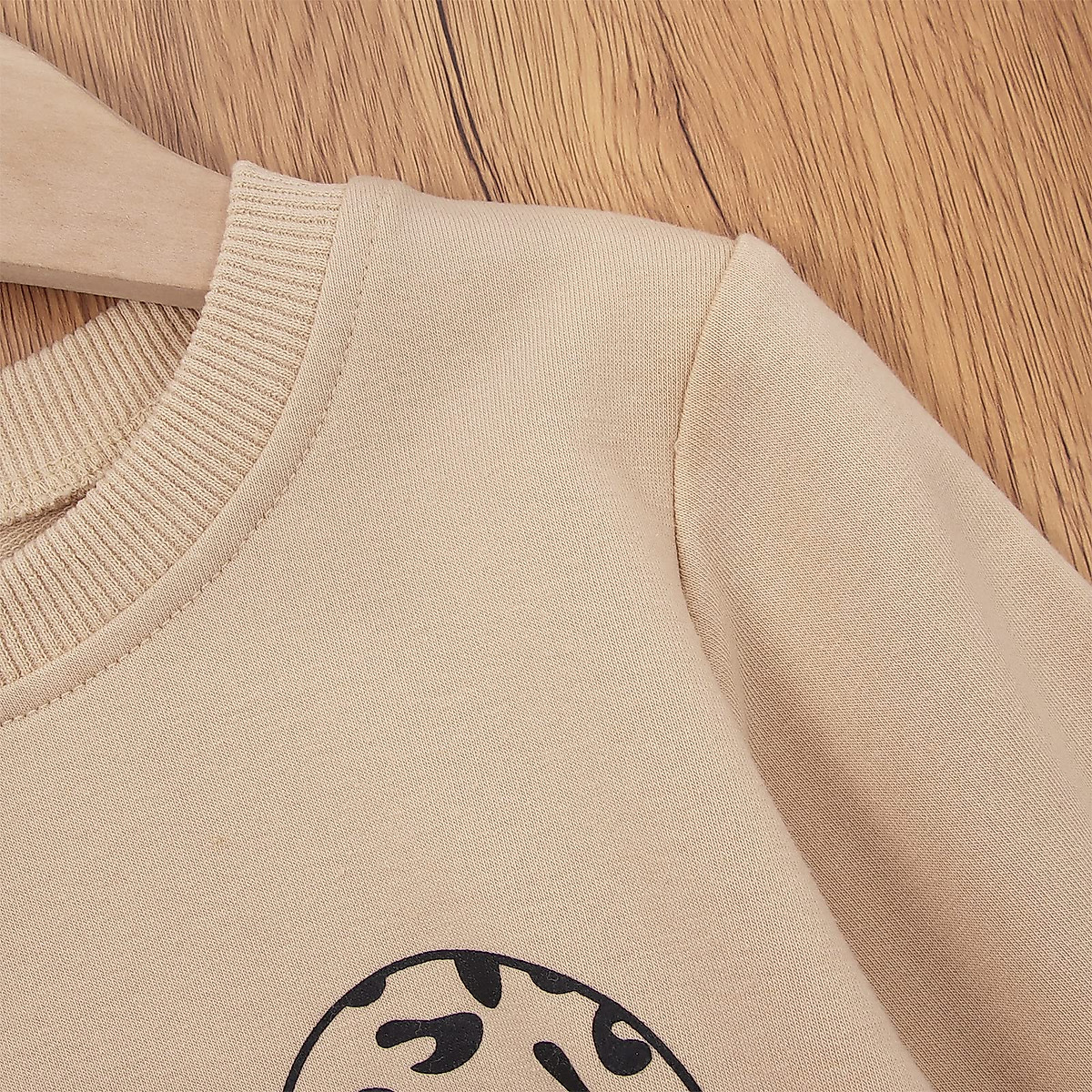 CM C&M WODRO Toddler Infant Baby Girl Clothes Fall Winter Long Sleeve Sweatshirts Pants 2 Piece Cute Outfits Leggings Set 1-6T (Khaki, 2-3T)