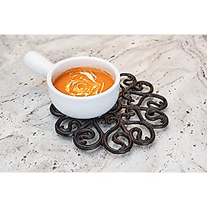 gasaré, Trivet for Hot Dishes, Pots and Pans, Metal Trivet, Victorian Design, Cast Iron, Rubber Feet Caps, Ring Hanger, 8 Inches, Brown Finish, 1 Unit