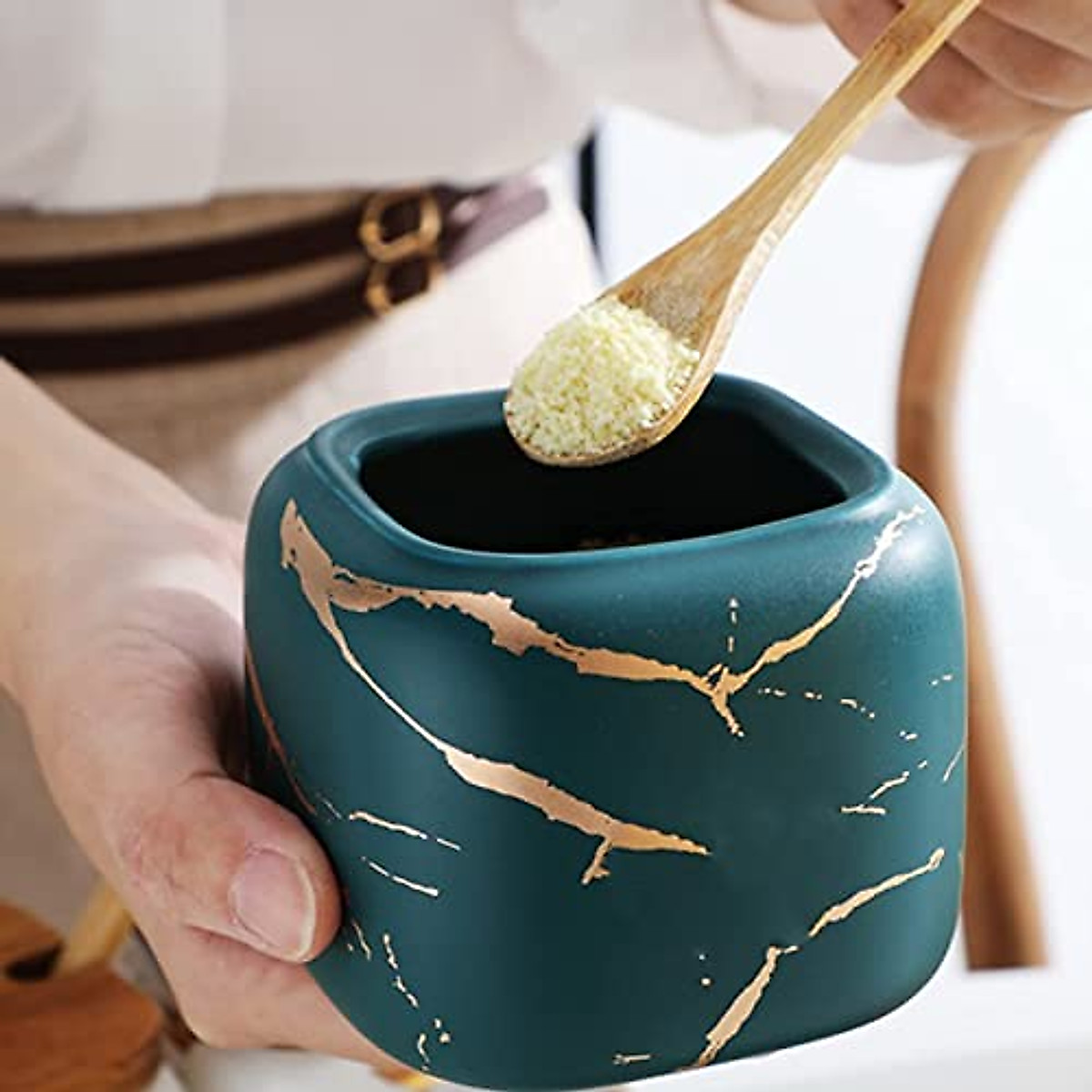 Dicunoy Ceramic Salt and Sugar Container, Condiment Jars with Lids and Spoons, Marble Seasoning Spice Pots Bowl, Pepper Sellar with Wooden Tray for Serving, Counter, Home, Kitchen