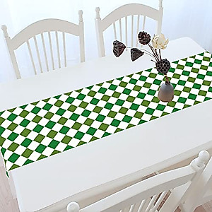 DmHirmg St. Patrick's Day Table Runner Diamond Pattern Table Runner Green Single Side Linen Table Cover for St. Patrick's Day Spring Party Holiday Dining Banquet Family Gathering Home Décor