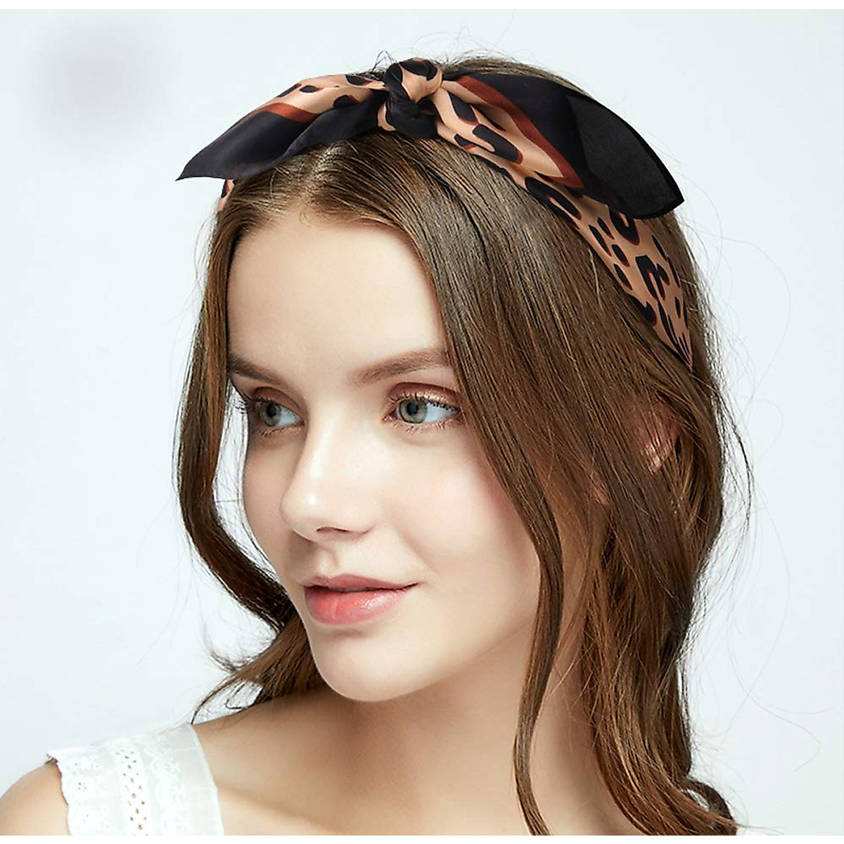 GERINLY Animal Print Scarfs for Women Leopard Neck Scarf Satin Head Scarf for Ponytail Brown Silk Purse Scarf (Leopard)