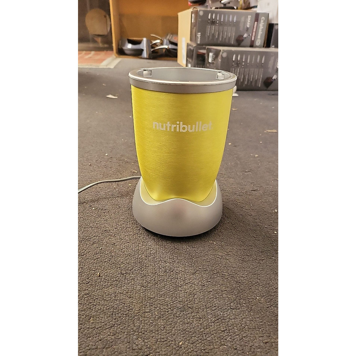 NutriBullet Pro 900 Watt Hi-Speed Blender/Mixer Twist and Blend 9-Piece Set (Yellow)