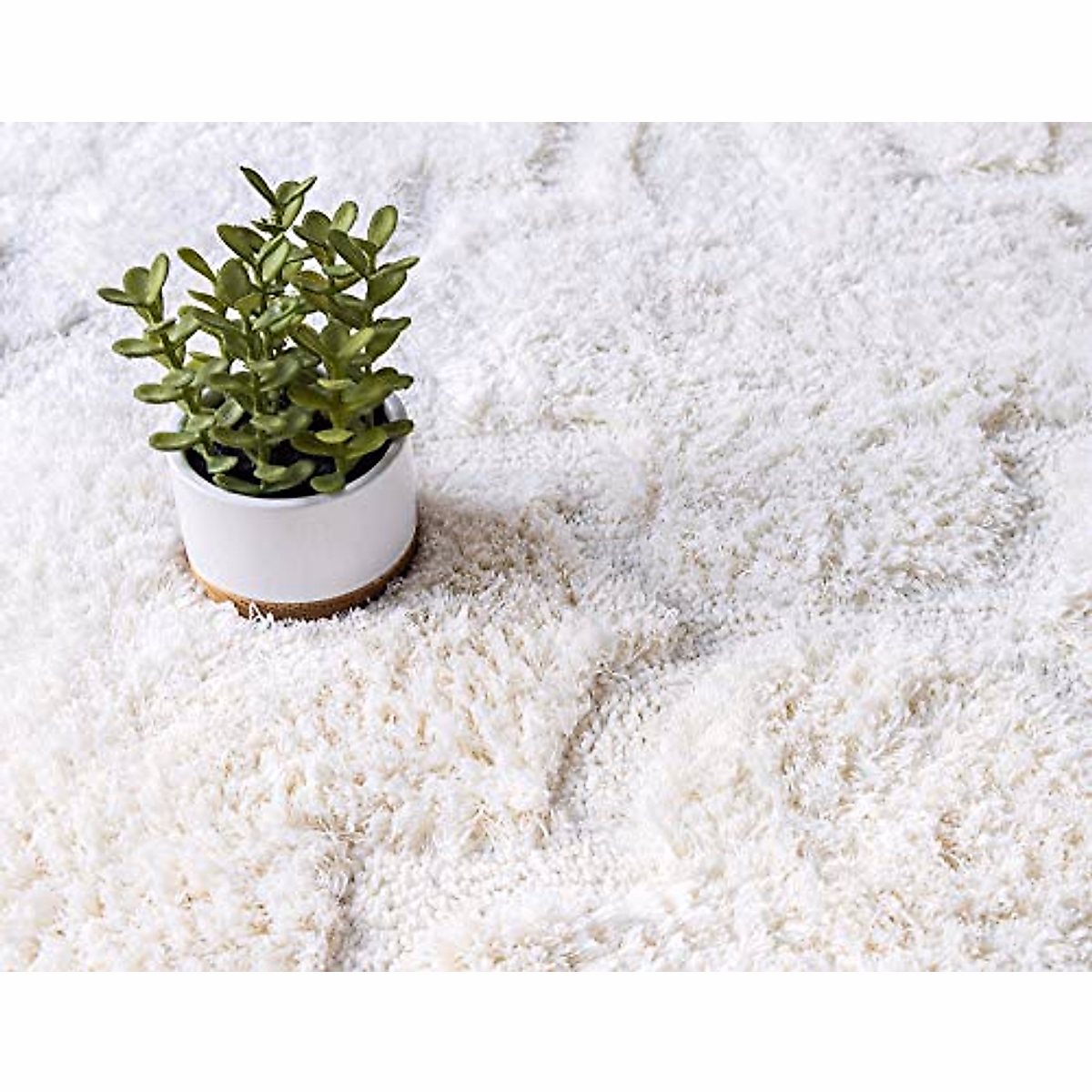 Rugs.com Lattice Shag Collection Rug – 8' x 10' Ivory Shag Rug Perfect for Living Rooms, Large Dining Rooms, Open Floorplans