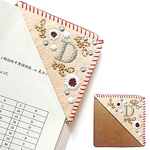 Personalized Hand Embroidered Corner Bookmark, Unique Corner Page Bookmarks for Women Personalized Book Lovers Gifts, 26 Letters Cute Flower Embroidered Funny Felt Book Markers for Reading, Spring D