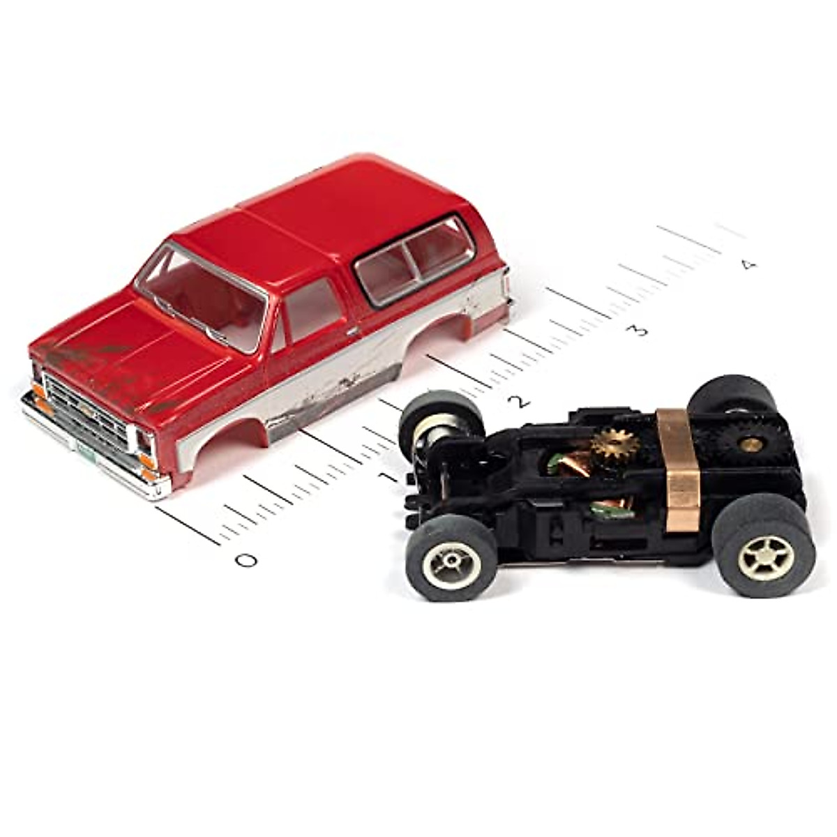 Auto World Xtraction 1977 Chevrolet Blazer (Red/White) HO Scale Slot Car