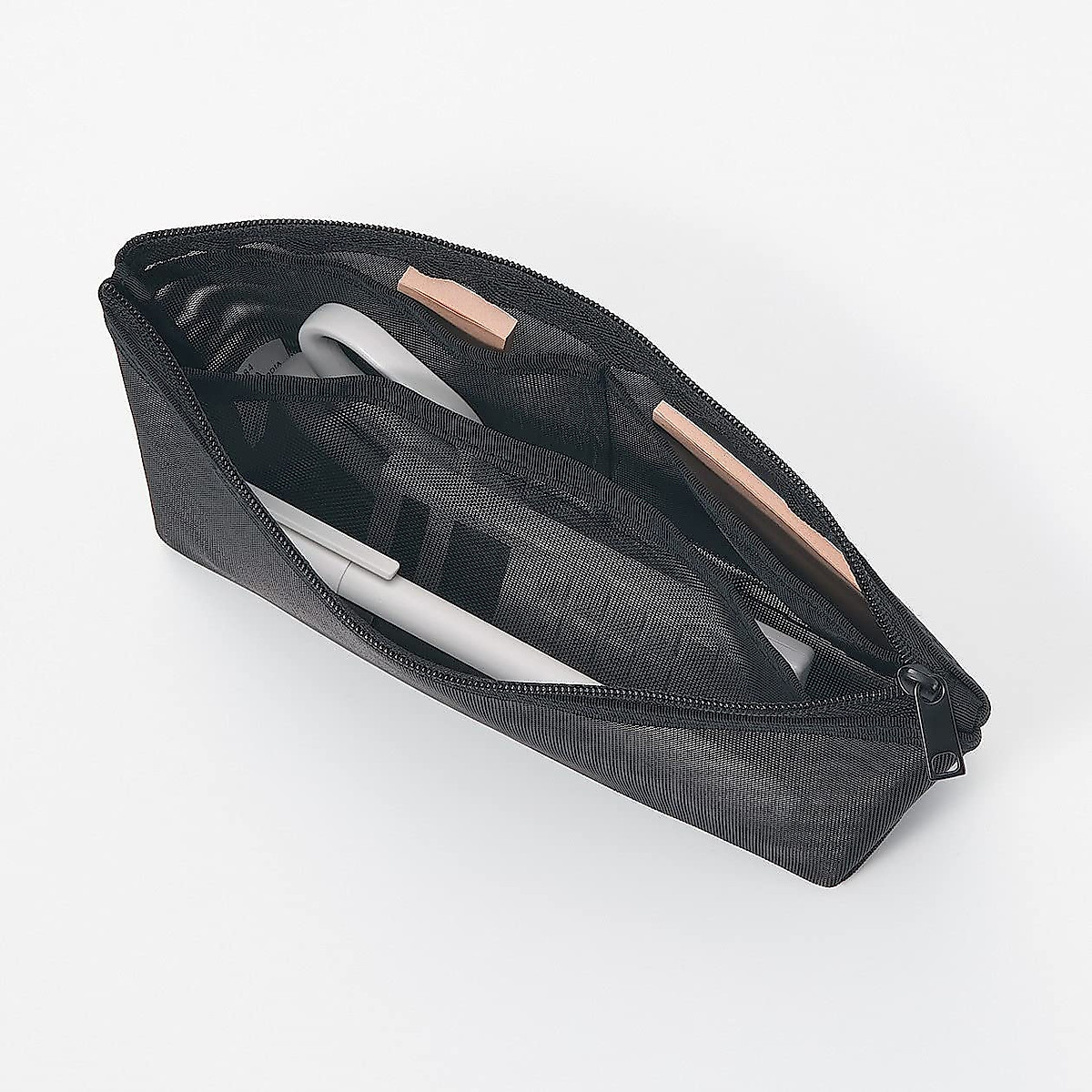 MUJI Nylon Pen CASE with Gusset Black