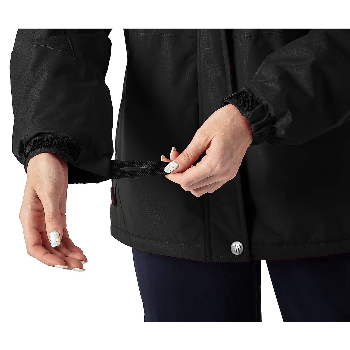 Rdruko Women's Waterproof Snowboard Jacket Windproof Warm Insulated Winter Ski Jacket Hooded(Black, US XL)