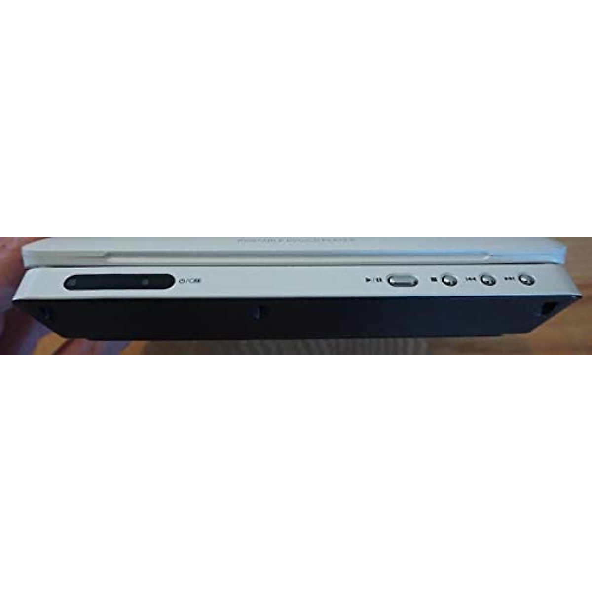 Zenith 7 Wide LCD Portable DVD Player DVP615