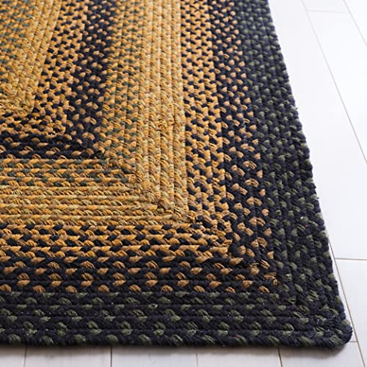 Safavieh Braided Collection Accent Rug - 4' x 6', Gold & Sage, Flat Weave Reversible Cotton Design, Easy Care, Ideal for High Traffic Areas in Entryway, Living Room, Bedroom (BRD651D)