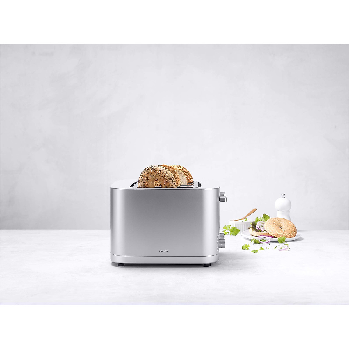 ZWILLING Enfinigy 4 Slice Toaster with Extra Wide 1.5" Slots for Bagels, 7 Toast Settings, Even Toasting, Reheat, Cancel, Defrost, Silver