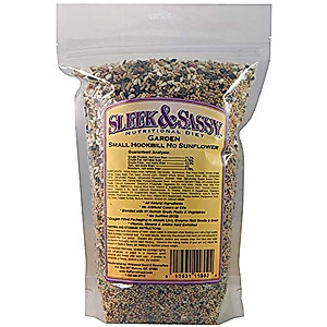 SLEEK & SASSY NUTRITIONAL DIET Garden Small Hookbill No Sunflower Bird Food for Lovebirds, Cockatiels, Quaker Parrots & Small Conures (2 lbs.)