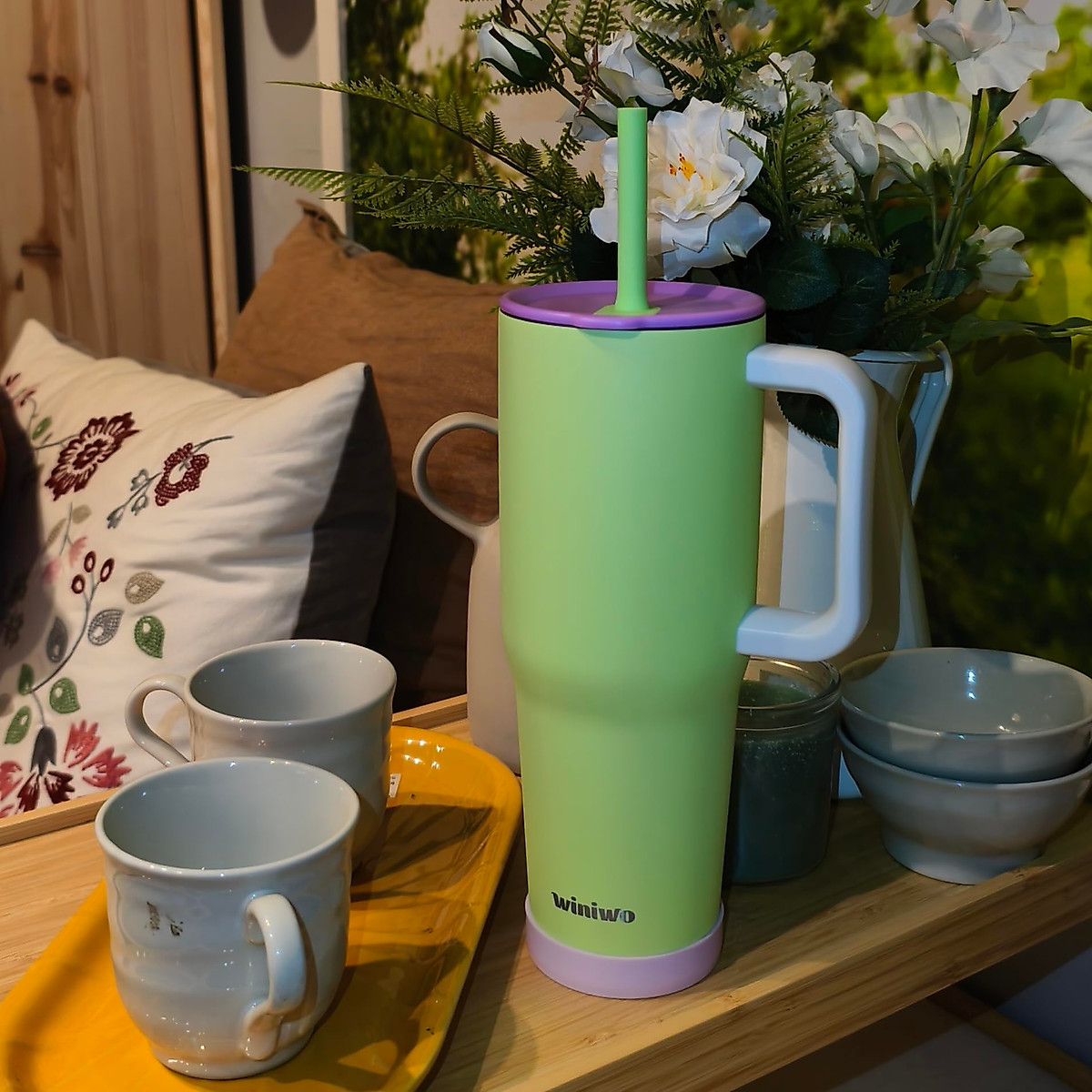 winiwo 40 oz Tumbler with Handle and Straw for Her, Flexible Straw, Insulated Tumbler Cups with Silicone Bottom, Keeps Beverages Cold Up to 24 Hours, Gym/Work/Travel/School/Gift（Bud Green）