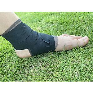 ADMITRY (5 Pack) Black Athletic Tape,Sports Tape Strong Stick No Sticky Residue for Hockey Climbing Sports Medical Splints (Black,1.5 Inches)