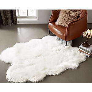 LEEVAN Faux Fur Sheepskin Shaggy Rug Silky Super Soft Area Rug Plush Fluffy Chair Cover Seat Floor Mat Carpet Luxurious Comfort Accent Home Decor for Living Room Kid’s Room (4ft x 6 ft, White)