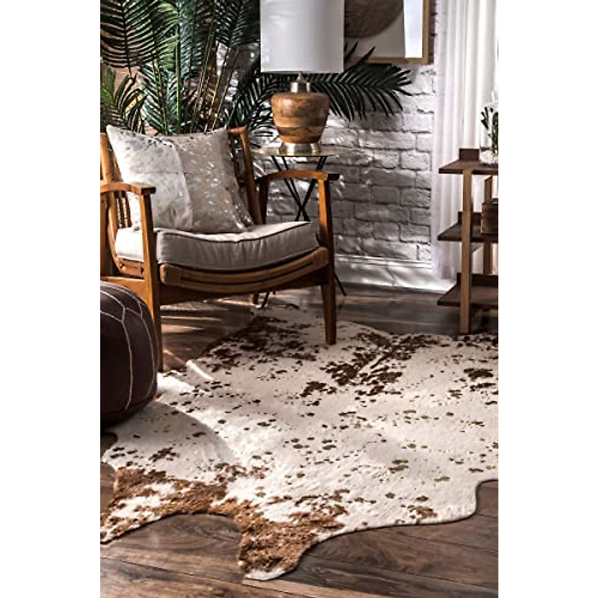 nuLOOM Iraida Contemporary Faux Cowhide Area Rug, 3' 10" x 5', Brown