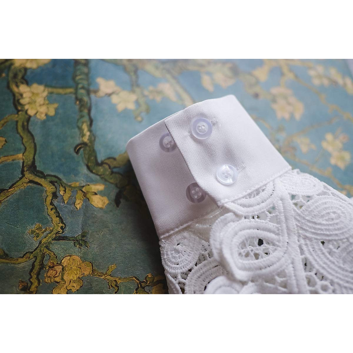 YAKEFJ Floral Layered Lace Cuff Stretch Bracelet False Sleeves Wrist Cuffs 1 pair