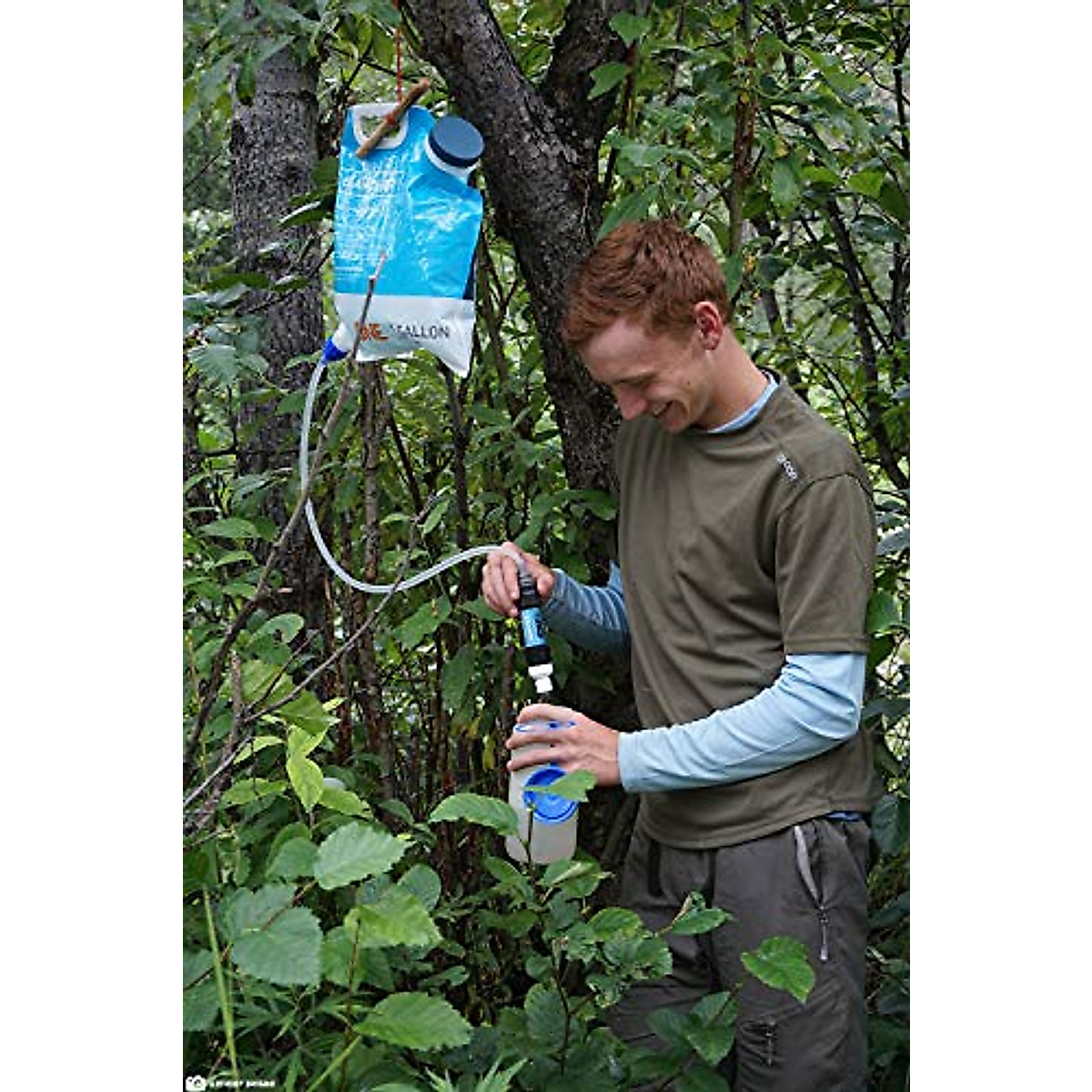 Sawyer Products SP160 One Gallon Gravity Water Filtration System w/Dual-Threaded Mini Filter, Blue/White/Clear