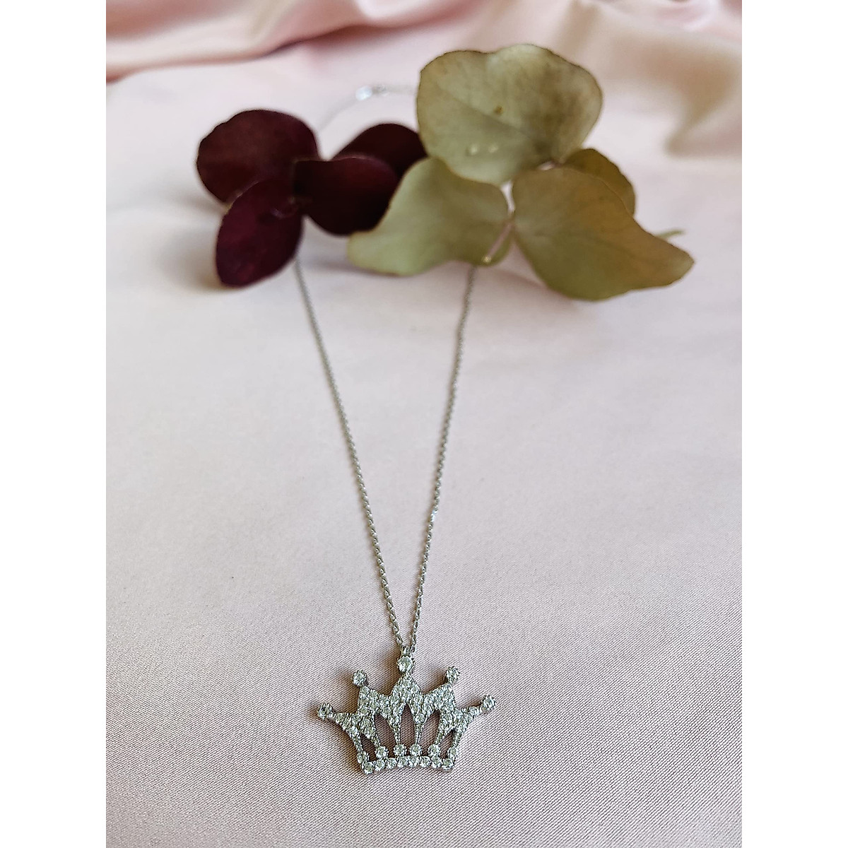 Queen Crown 925 Sterling Silver Pendant Necklace (Sterling Silver)