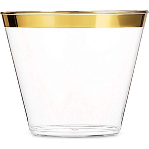 Munfix 600 Piece Gold Dinnerware Set - 100 Gold Rim 10 inch Plastic Plates 100 Gold Rim 7 Inch Plates -300 Gold Plastic Silverware - 100 Gold Plastic Cups - 100 Guest Disposable Gold Dinnerware Set