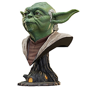 DIAMOND SELECT TOYS Star Wars: The Empire Strikes Back: Yoda Legends in 3-Dimensions 1:2 Scale Bust, Multicolor, 9 inches