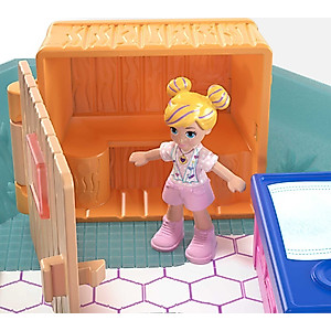 Polly Pocket Playset, Travel Toy with 2 Micro Dolls, Toy Car & Surprise Accessories, Pamperin Perfume Spa Compact
