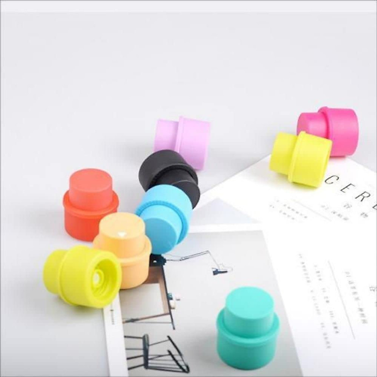 REBABA Fizz Keeper, Bottle Pump Caps, Bottle Stopper, Bottle Saver Stopper, Like A Wine Bottle Stopper, Drink Cap, Fizzy Sealer, Vacuum Soda Cap(Black)