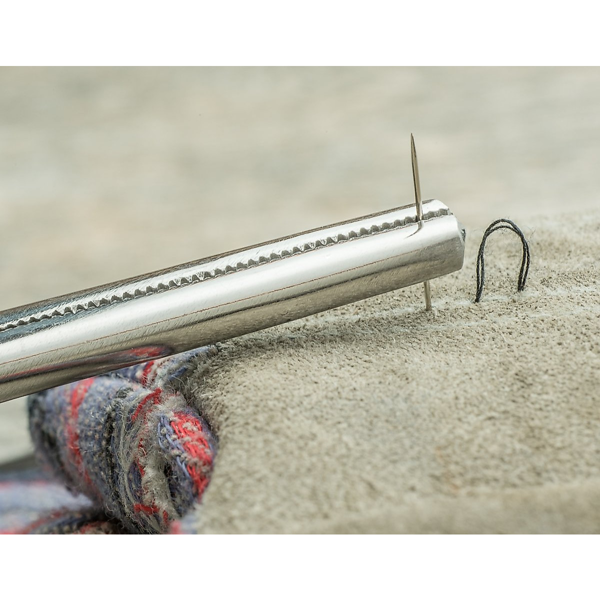 SE 16" Self-Locking Straight Forceps - 615FS