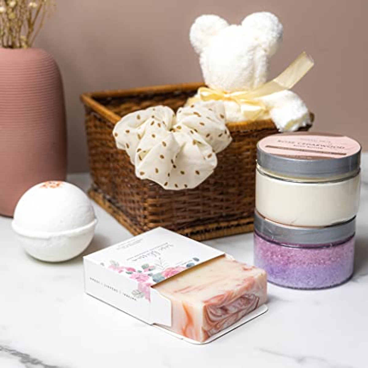 Natural Amor- Spa Gift Set for Women- Luxurious Rose Scent Bath gift for her- 6pc Bath & Body gift including soap bar, bath bomb, bath salt