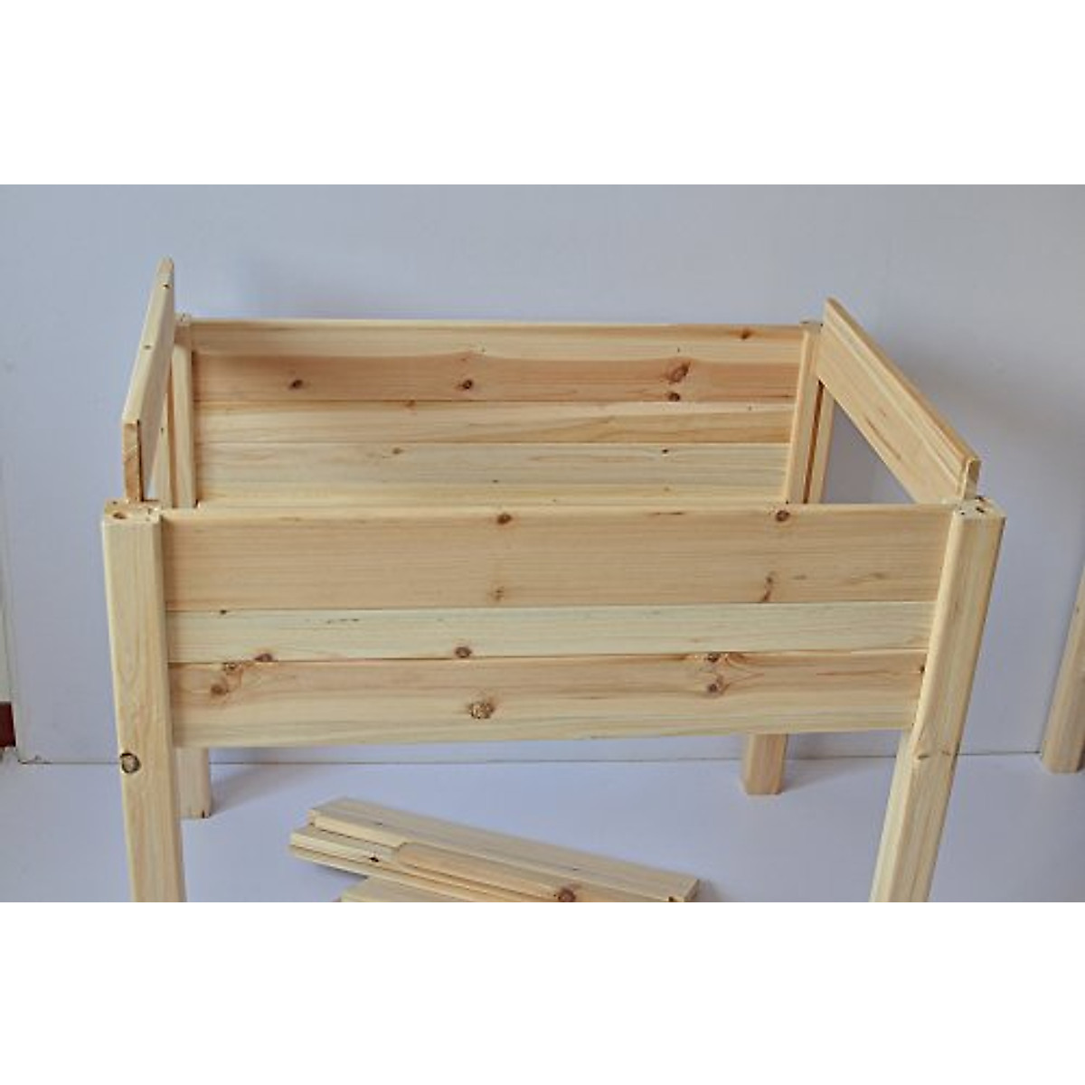 Master Gardner 093 Garden Table, 48" x 36"