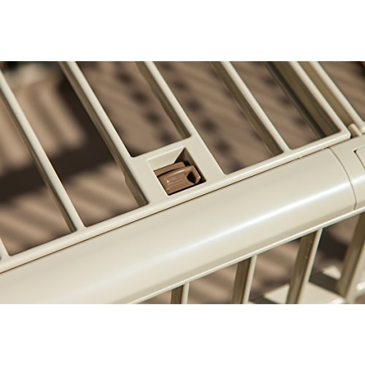 IRIS Plastic Animal Cage, Beige, Small