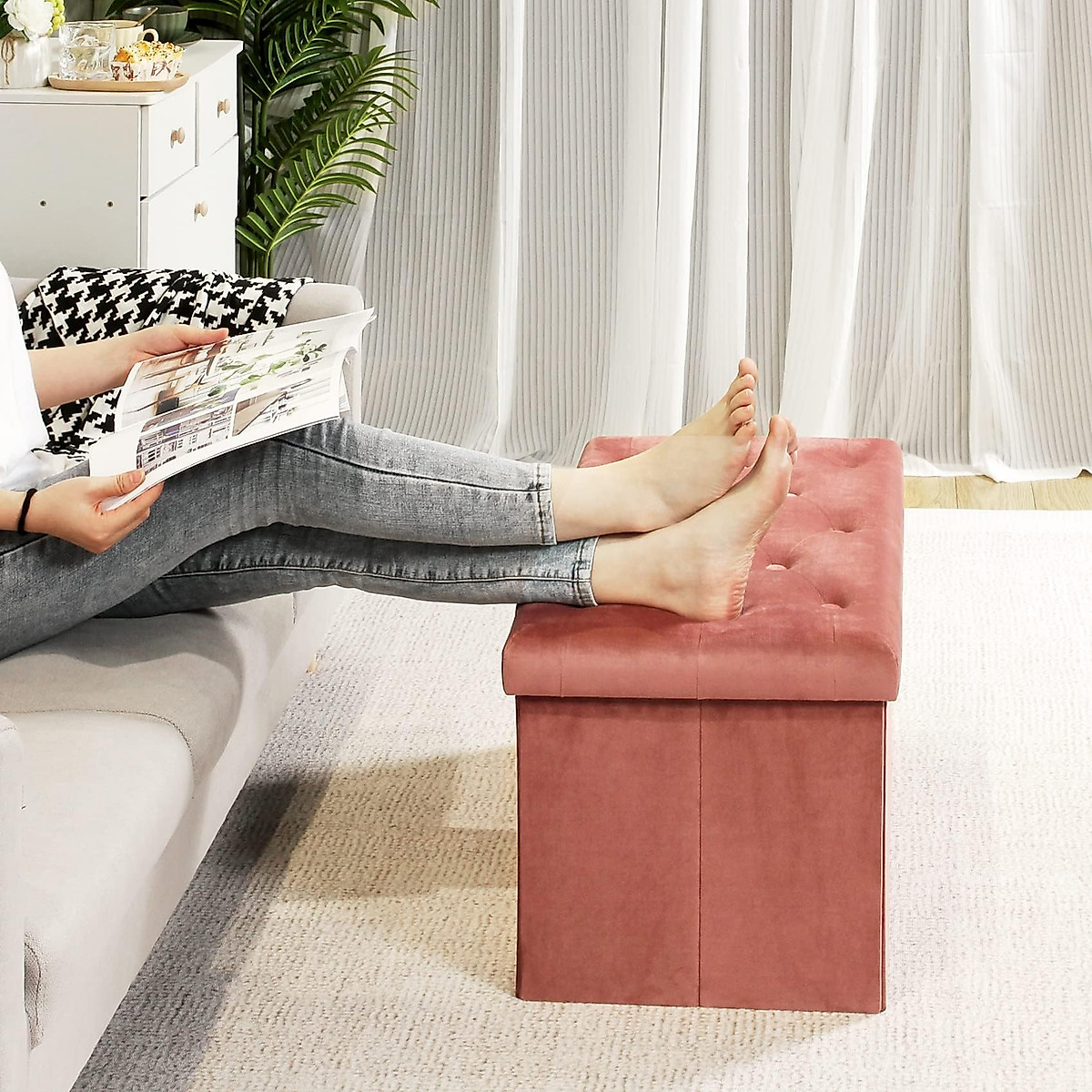 B FSOBEIIALEO Folding Storage Ottoman, Long Ottomans Shoes Bench, Velvet Storage Chest Footrest Seat 31.5"x15.7"x15.7" (Warm Red, Large)