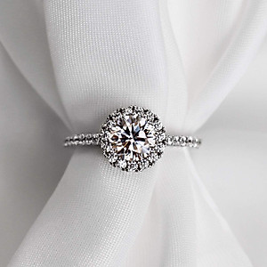 Michooyel 1.0ct Moissanite Engagement Ring 925 Sterling Silver Diamond Wedding Bands Ring Surrounded D Color, VVS Clarity Moissanite Jewelry for Women