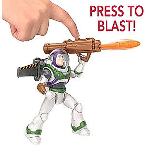 Mattel Lightyear Toys Action Figure & Accessories, Mission Equipped Buzz Lightyear Figure & Projectiles, Blasting Action