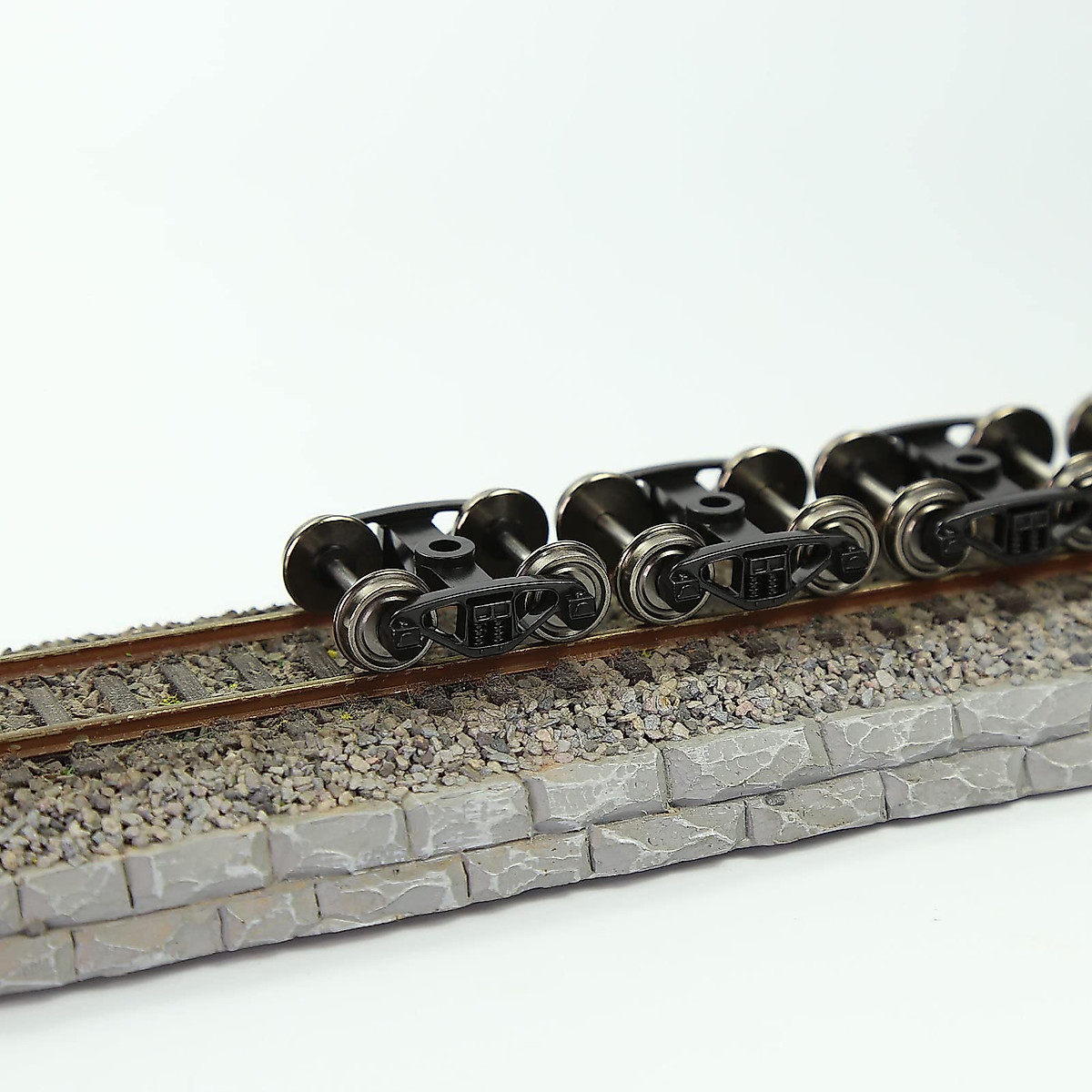 4pcs HO Scale 1:87 Model Trains Bogies with 33" DC Metal Wheels (Style B)