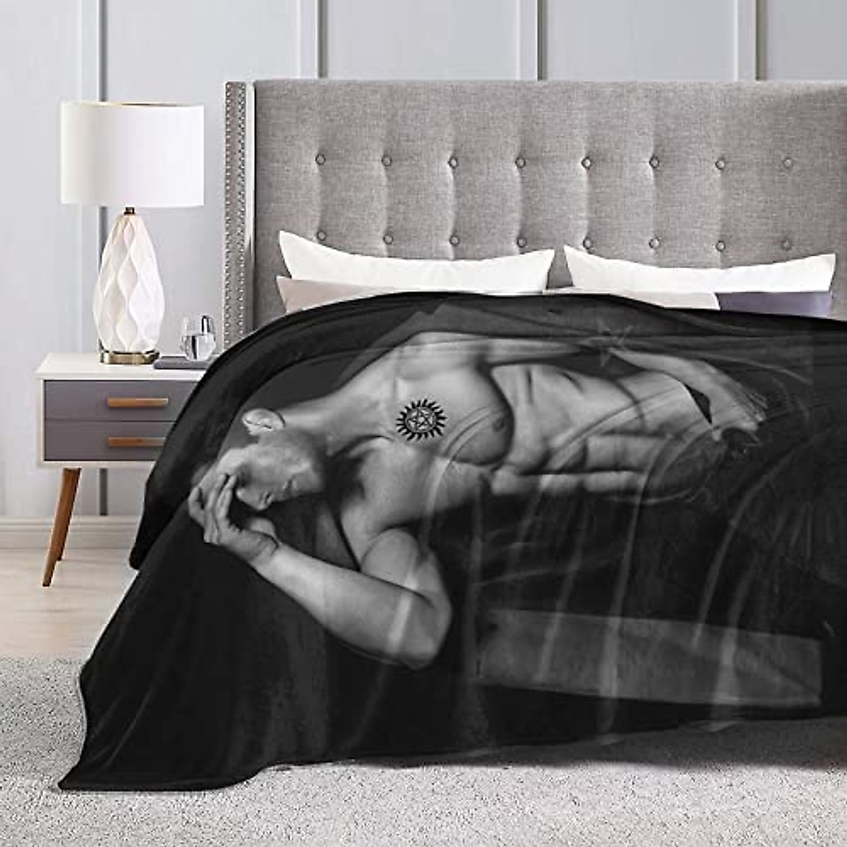 Jensen Ackles Soft and Comfortable Warm Fleece Throw Blankets Yoga Blankets Beach Blanket Picnic Blankets for Sofa Bed Camping Travel … (60"x50")